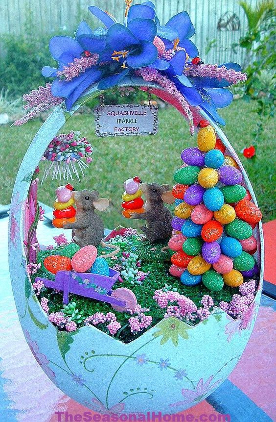 The Eggscellent World of Easter Egg Dioramas | The Lone Girl in a Crowd