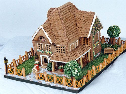 The Sweet Candy World of Gingerbread Architecture | The Lone Girl in a ...